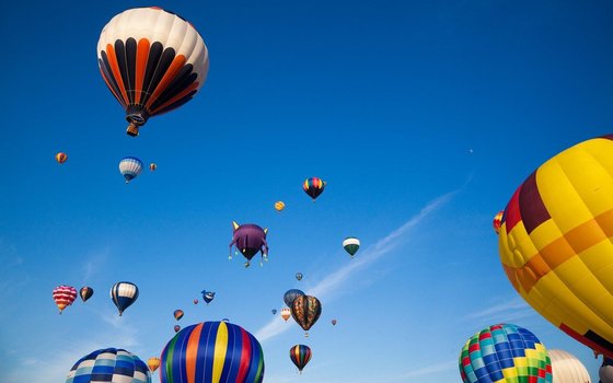 Colorful Outdoor Inflatable Hot Air Balloon For Tourism , Hot Air Balloon Flights