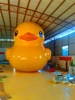 Giant Custom Inflatable Products , 9 - 26m Water Floating Inflatable Yellow Duck