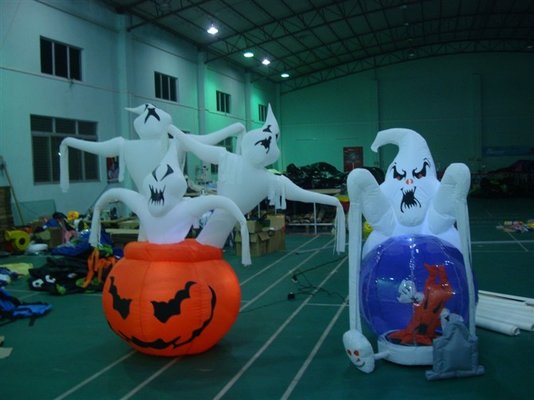 Fireproof Inflatable Halloween Pumpkins , High Tension Inflatable Kids Toys