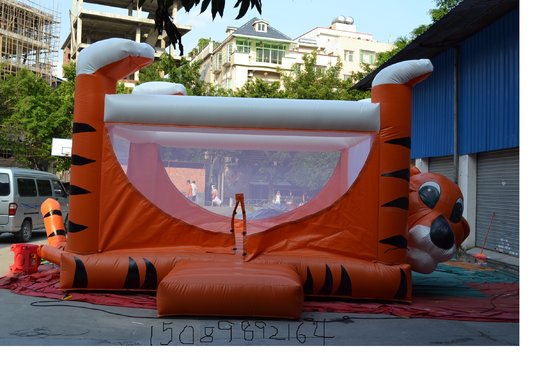 Luxury Playhouse Inflatable Toy Custom Inflatable Products 6" X 6" X 4"M