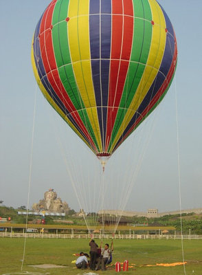 Manned Helium Tethered Inflatable Advertising Balloons / Large helium balloons for advertising