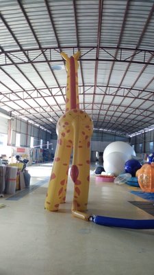 Large Inflatable Giraffe Toy Excellent Peeling With Silk Printing For Supermarket