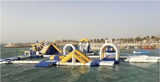 Aqua-Park-Ausrüstungs-projektiert aufblasbare Wasser-Park-Spiele 0.9mm PVC-Plane