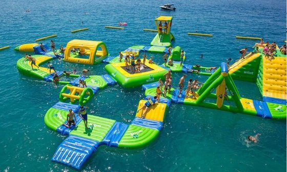 PVC-Planen-aufblasbarer Wasser-Park-Wasser-Thema-Wasser-Park für Erwachsenen im Strand