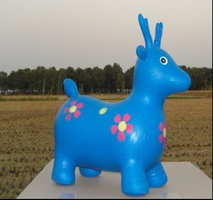 Environmental Protection Soft Plastic Inflatable Animal Toys , Inflatable Children Toys Custom