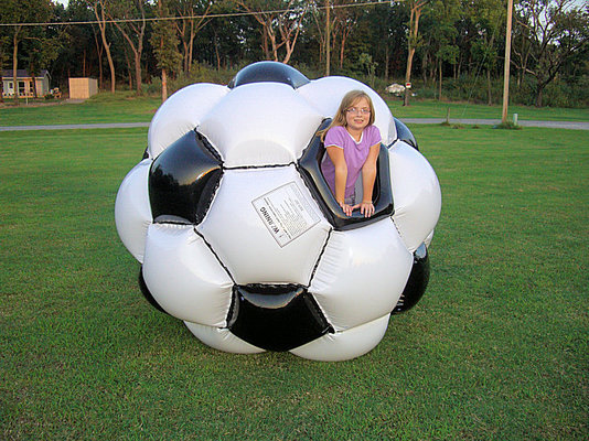 PVC Inflatable Beach Ball Inflatable Toys Ball Color Size Logo Can Be Customized