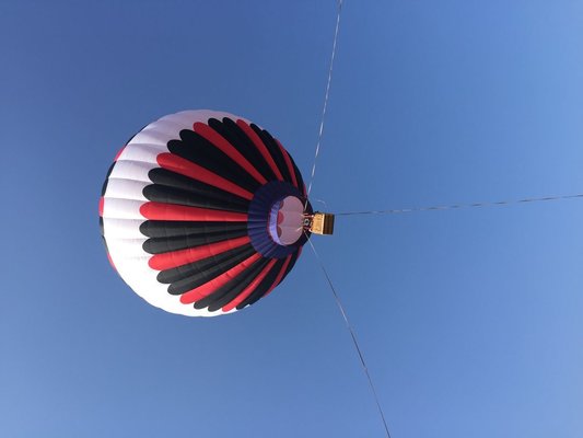 Colourful Inflatable Hot Air Balloon Can Be Advertising Or Manned 6-8 People In Landscapes With Nylon