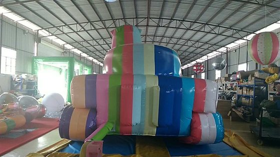 6.4*3.8*3.5M 0.45 MM PVC Tarpaulin Rainbow Inflatable Tank Can Be Display / Event In Outdoor
