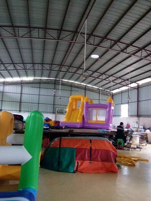 Customized Mini Inflatable Water Park Children Amusement House 420D Oxford Cloth