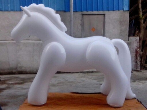 3 M Tall Attractive And Colorful Inflatable Animals / Inflatable Horse And Dogs For Event