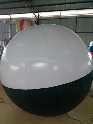 Black And White Inflatable Ball Inflatable Advertising Balloons , Diameter 2 Meter