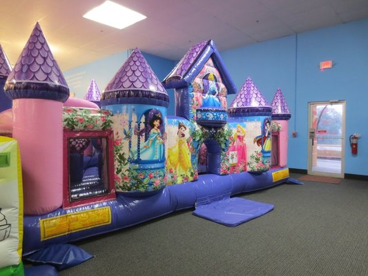Inflatable Bouncy Castle PVC Tarpaulin Custom Fun Princess Inflatable Playground