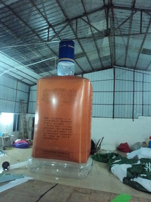 Airtight Alcohol Glass Bottle PVC Custom Advertising Inflatables With Digital Painting