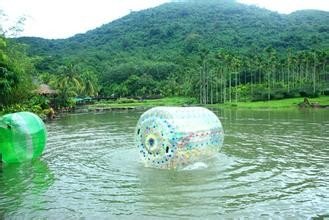 0.8 Mm PVC Inflatable Rolling Cylinder Inflatable Water Floats 1 Year Warranty