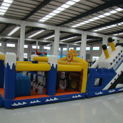 Colorful Tarpaulin  Inflatable Titanic Obstacle Course with Slide For Outdoor