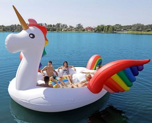 Riesiges Pool-Einhorn-aufblasbares Wasser-Boot/aufblasbares sich hin- und herbewegendes Sofa