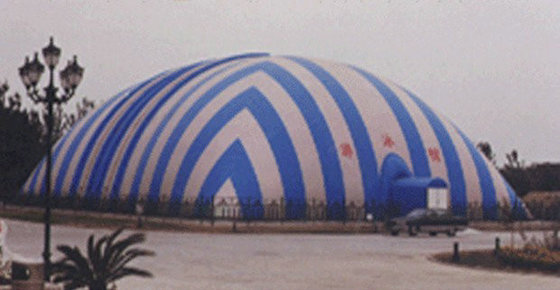 Giant PVC Tarpaulin Inflatable Party Tent For Auditorium Hall , Inflatable Wedding Tent Factories