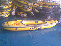 Kids Fireproof Inflatable Boat With Motor , Blue 4 Person Inflatable Boat