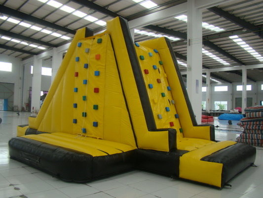 PVC Tarpaulin Inflatable Rock Climbing Wall With Excellent peeling