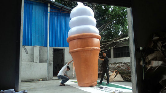 Cone Shape Custom Inflatable Ice Cream Products for Playing Center