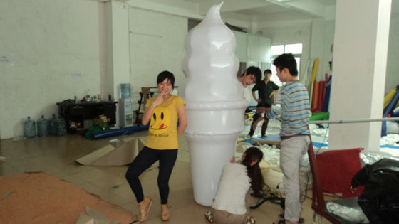 Cone Shape Custom Inflatable Ice Cream Products for Playing Center