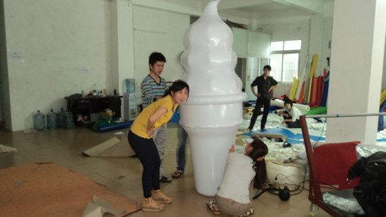 Cone Shape Custom Inflatable Ice Cream Products for Playing Center
