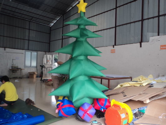 0.45mm PVC Custom Inflatable Christmas Products for Shopping