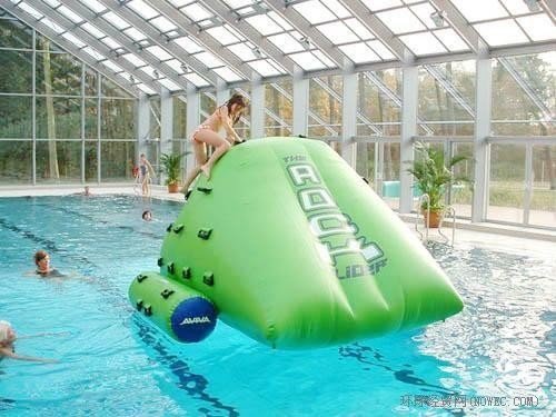 Green And Durable Inflatable Water Toys , Water Inflatable Rock Climbing Wall