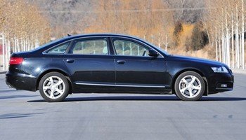 Private 24 Hour Car Service Airport Pick Up With Showing Name