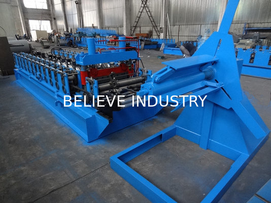 Door Panel Roll Forming Machine With Automatic Size Adjusting supplier