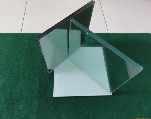 LAMINATED GLASS
