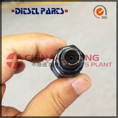 Diesel Fuel Injector 105148-1210 with Nozzle Tip Dn0pdn121 supplier