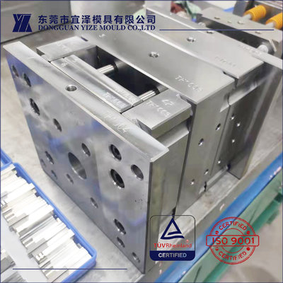 high precision plastic injection mold for Reinforced nylon 66 (GF30%) RAL1035 base factory