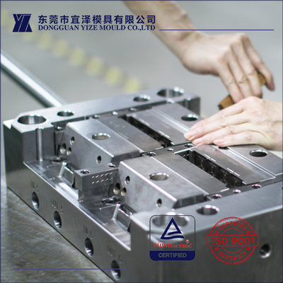 high precision plastic injection mold for Reinforced nylon 66 (GF30%) RAL1035 base factory
