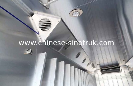SINOTRUK HOWO T5G 340horsepower 8*4 refrigerator truck 9.6M 53CBM MAN ENGINE supplier