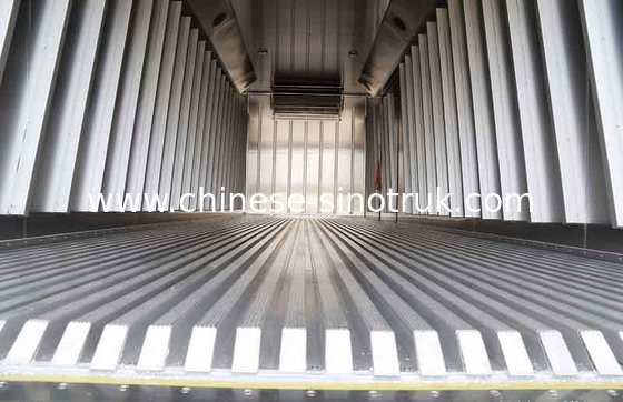 SINOTRUK HOWO LIGHT TRUCK 115HP 4*2 refrigerator truck 4.2M 13.9CBM supplier