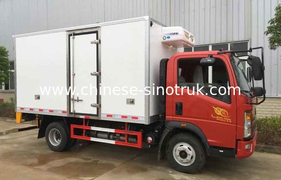 SINOTRUK HOWO LIGHT TRUCK 115HP 4*2 refrigerator truck 4.2M 13.9CBM supplier