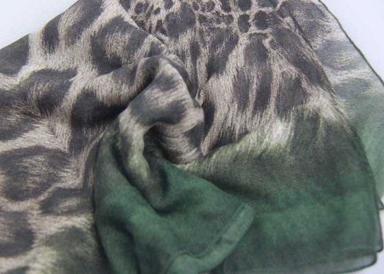 105×180cm Leopard Shawl Apparel Accessories Chinese Sourcing Agents