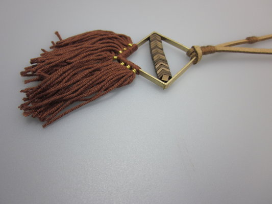 Ladies Jewelry China Buying Agent Red Polyetser Yarn Pendant Necklace