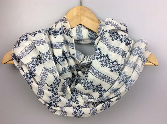 100% Polyester fashion printed scarf  ladies' summer Scarves And Shawls