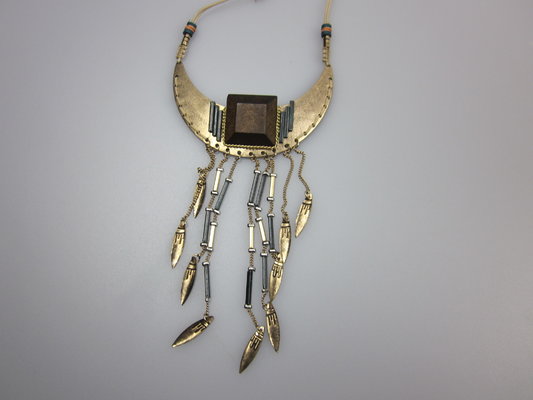 YiWu fashion jewelry alloy bullet necklace in China Sourcing service