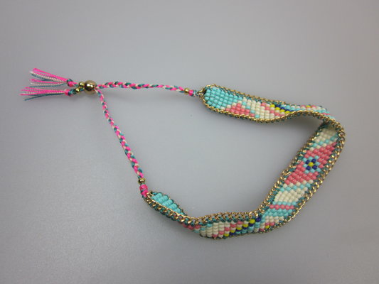 women glass beads bracelet in China Sourcing service buy yiwu jewelry