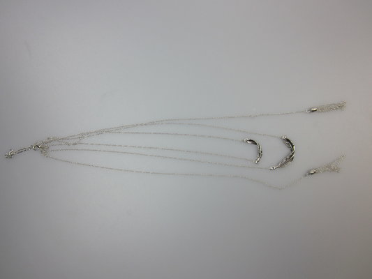 Imitation jewelry ancient silver leave necklace GuangZhou Sourcing Agent