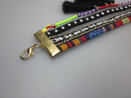 Imitation Jewelry Tassel Mixed Color Bracelet  GuangZhou Sourcing Agent