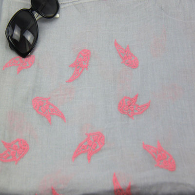 Fashion Light Grey Shawl Scarves Buying Agents English Translation