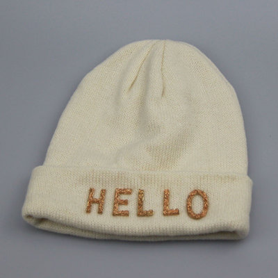 White Acrylic Berets Hat 23*23cm Fashion Knitted Hats Custom Embroidery Beanie Hat