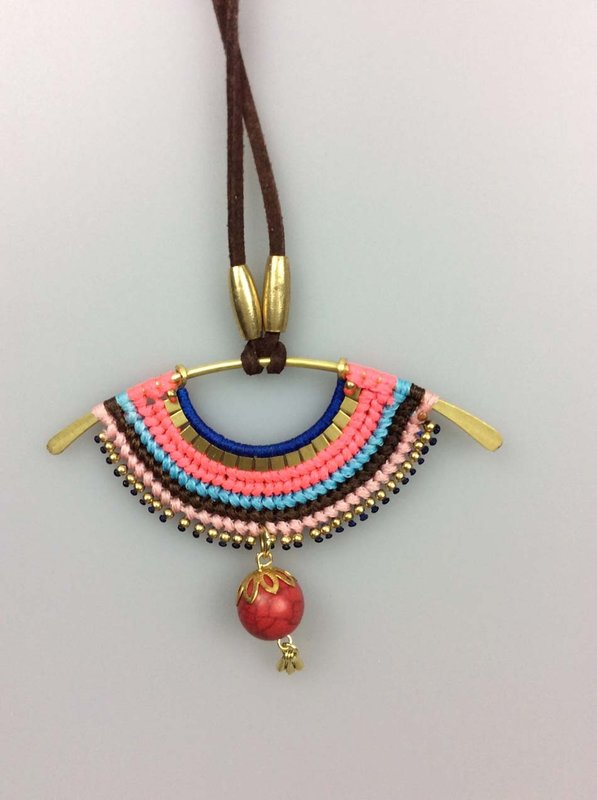 Agents In China For Sourcing Crystal Pendant Jewelry Necklace National Style