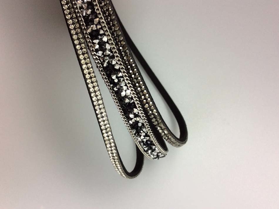 Alloy metal button clasp bracelet in China Sourcing Agent Buy Yiwu Imitation Jewelry
