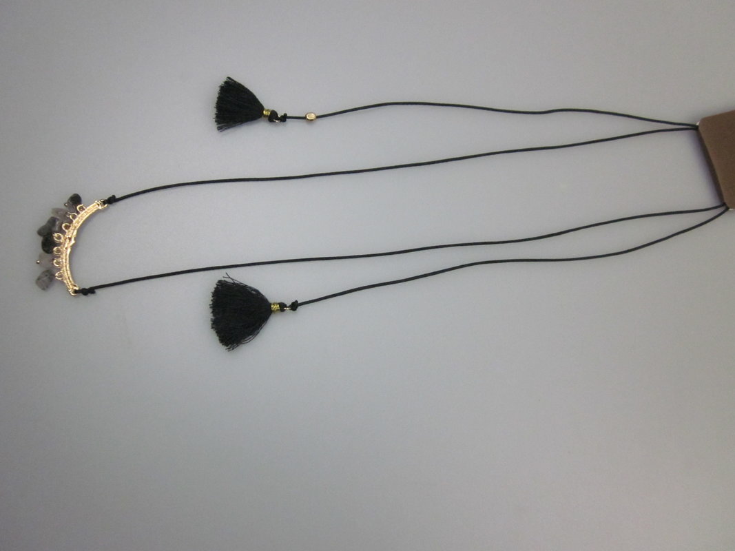 fashion jewelry Natural stone pendant polyester necklace in China Sourcing service
