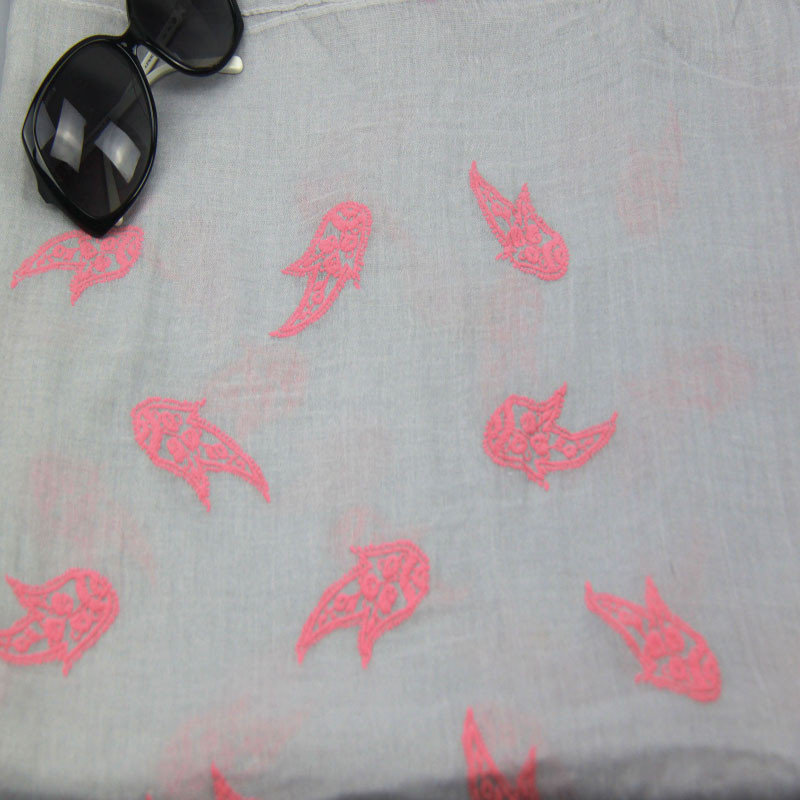 Fashion Light Grey Shawl Scarves Buying Agents English Translation